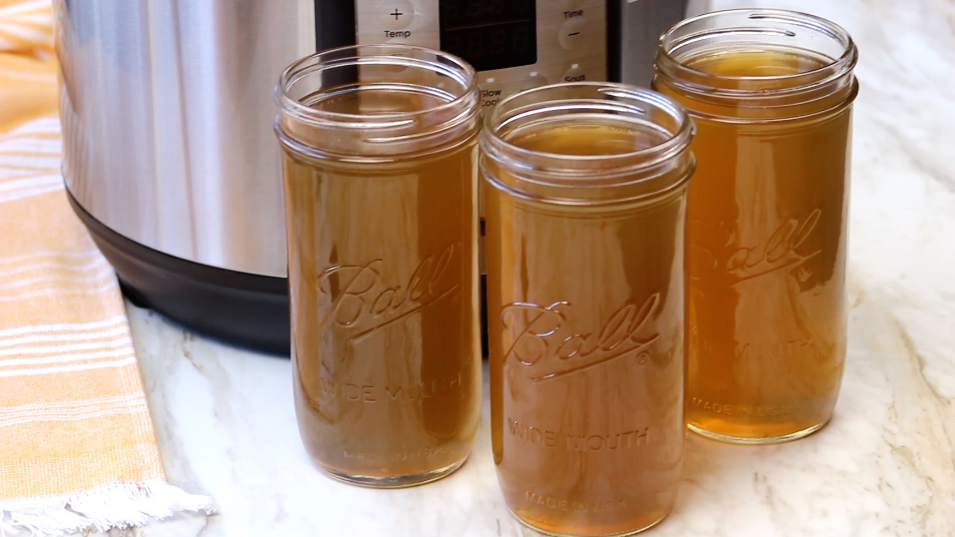 Instant Pot Chicken Broth - EatFoodlicious