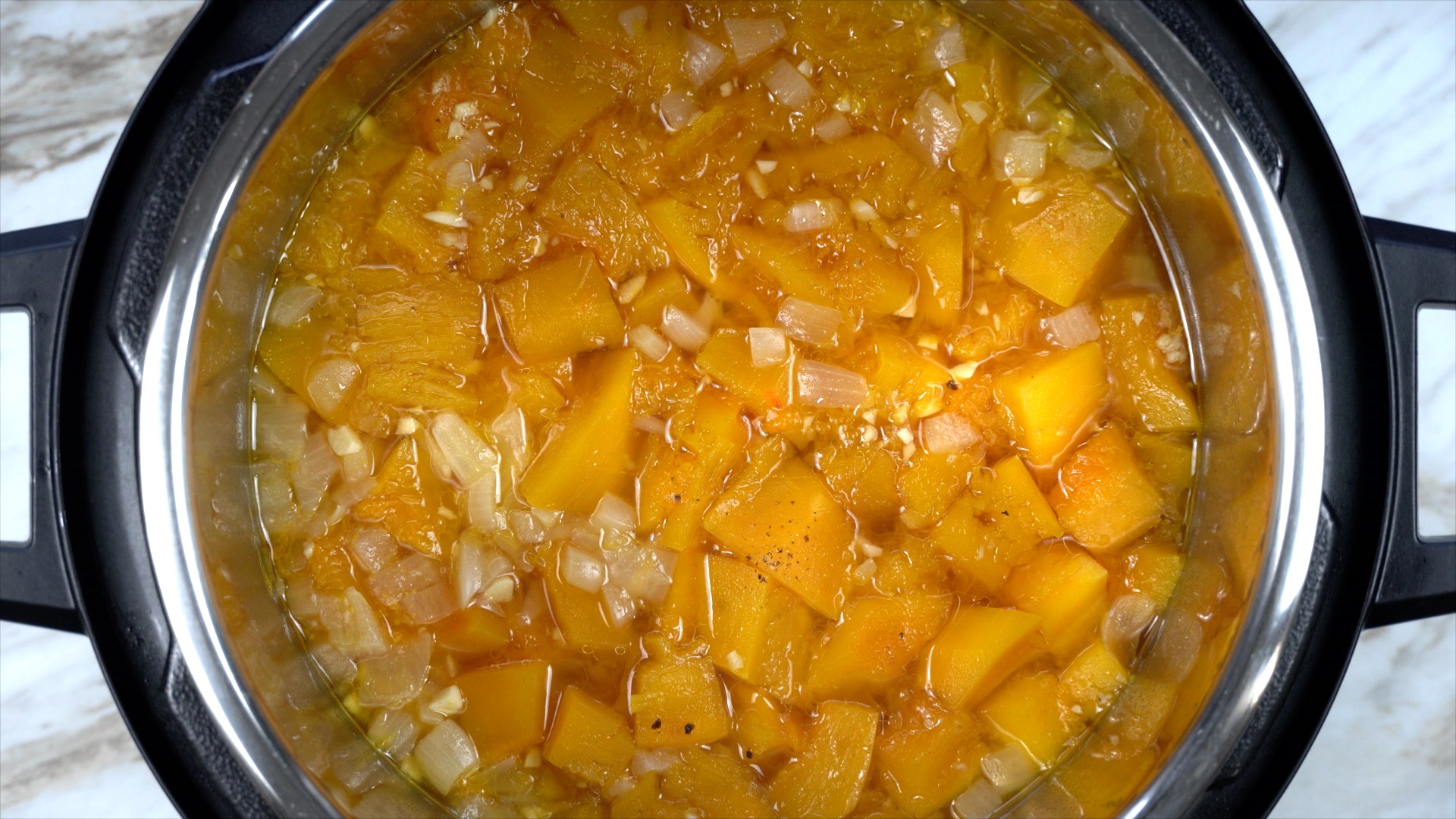 Instant Pot Pumpkin Soup - EatFoodlicious