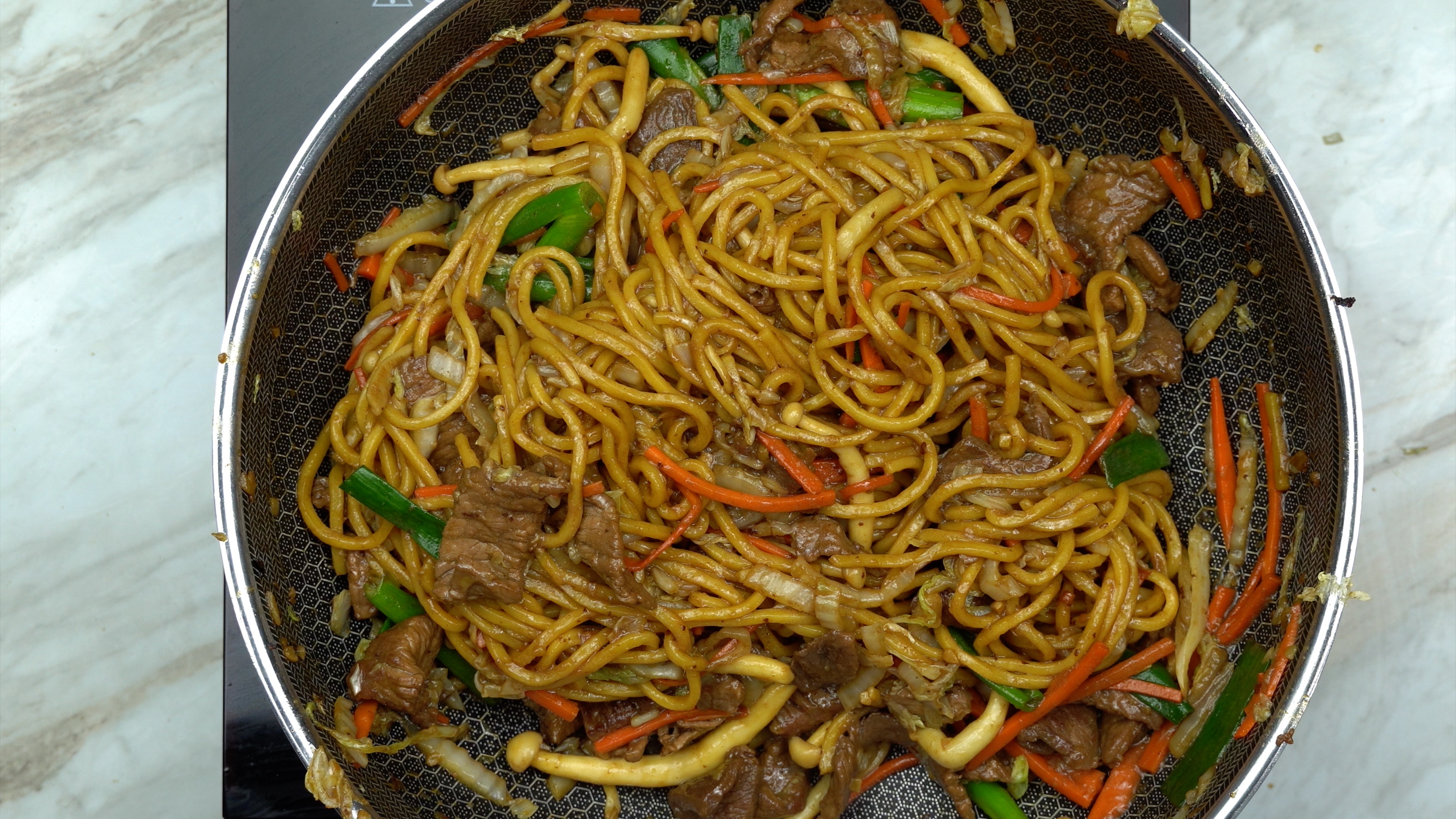 Beef Lo Mein – EatFoodlicious